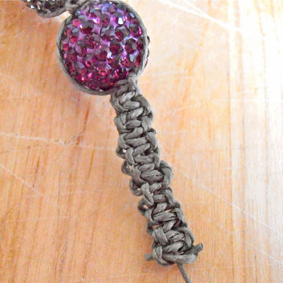 Another Shambala Bracelet Tutorial! / The Beading Gem