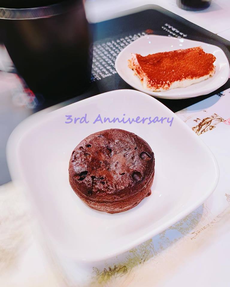 Vic Chou's Wife Shares Wedding Photos For The First Time | DramaPanda