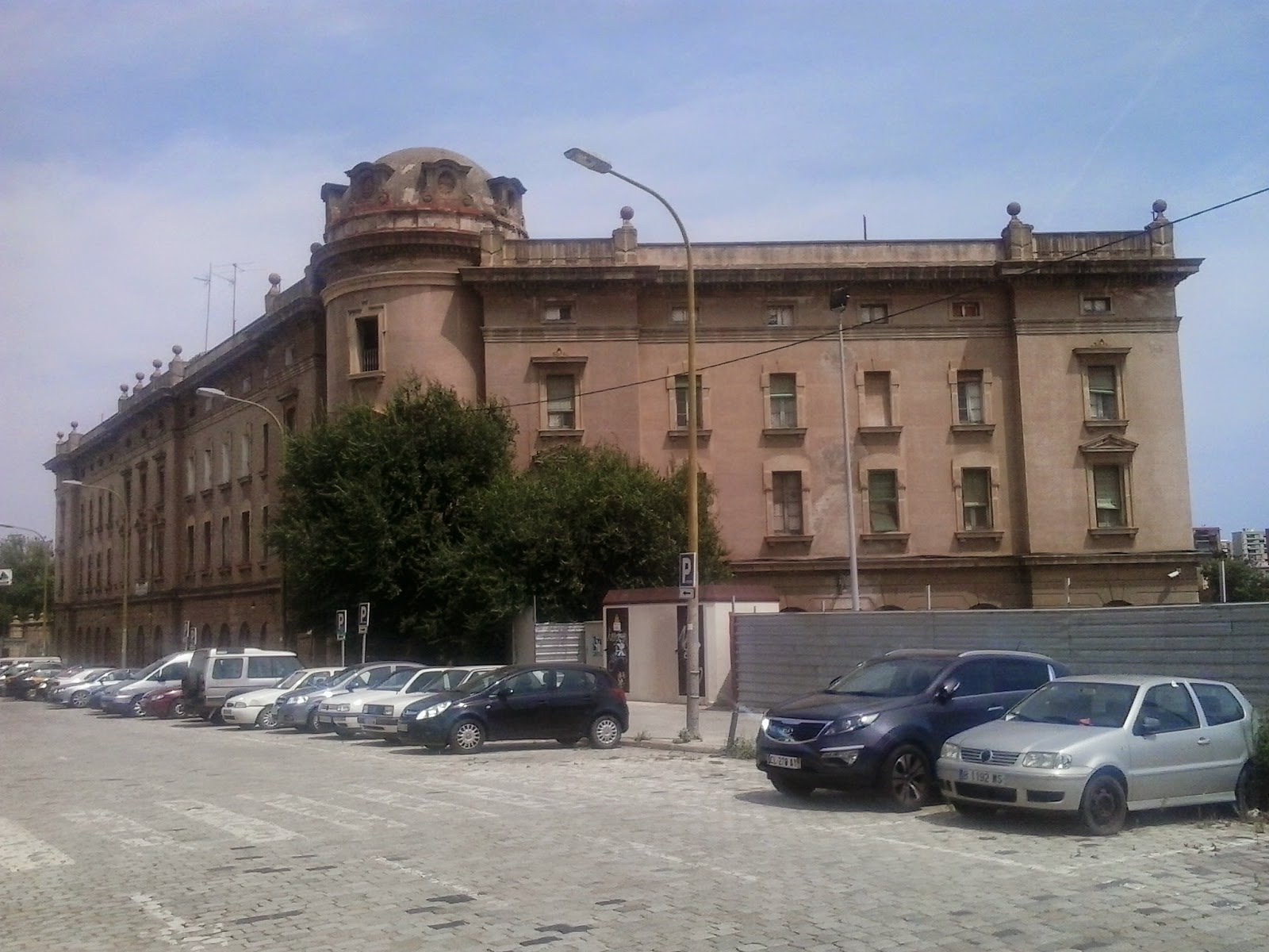 El Tranvía 48: Por la preservación del edificio de la estación de ...