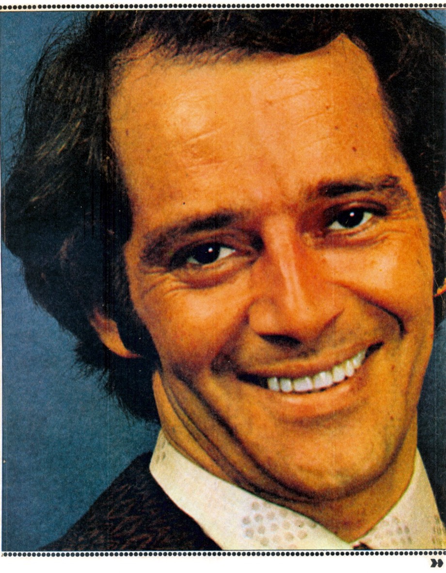 Astros em Revista: CLAUDIO MARZO, O GALÃ REBELDE