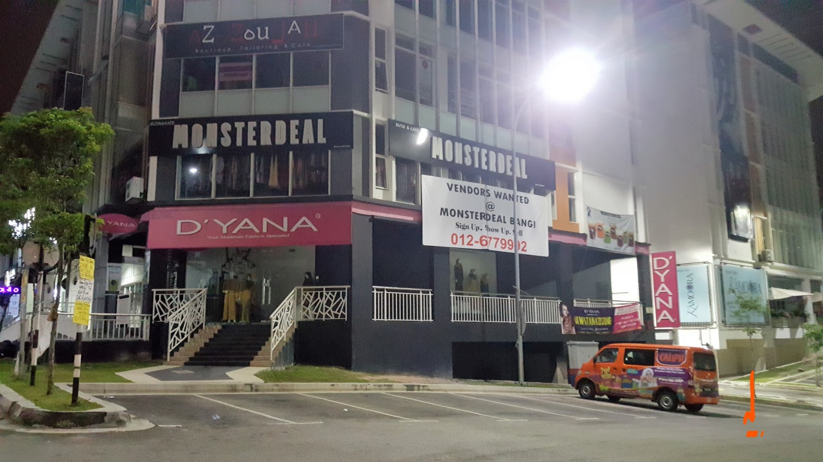 Malam di Bangi Sentral