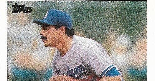 1985 Topps: #18T - Bobby Castillo