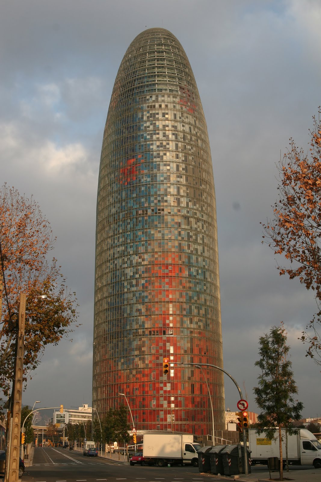 Rafael Valiente Ortiz - Persiguiendo un sueño: Barcelona - La torre ...