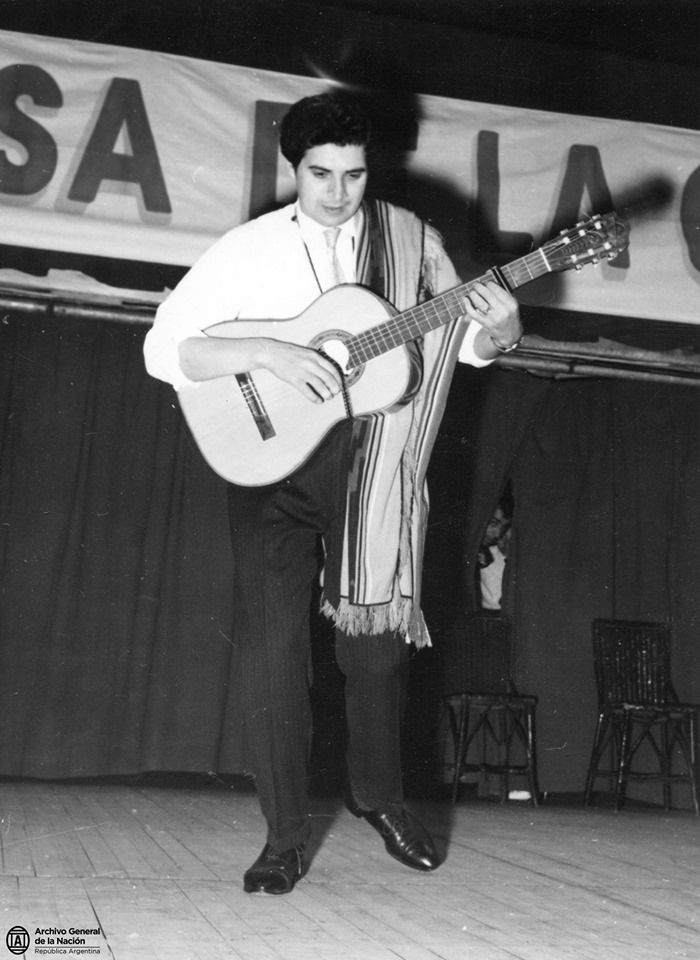 Efemérides. 10 de mayo de 1932: Nace Rodolfo Zapata, cantante y ...