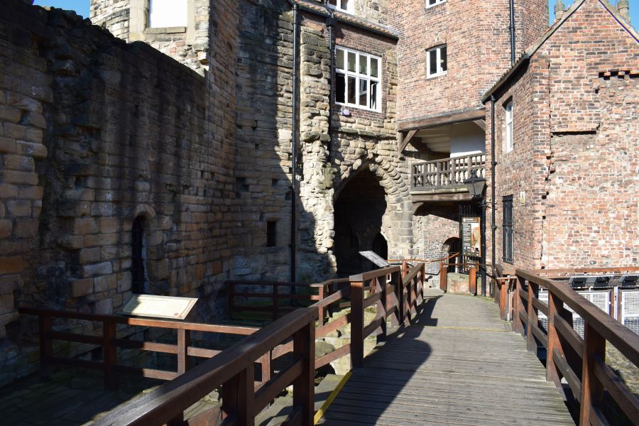 Photographs Of Newcastle: Castle Keep - Black Gate