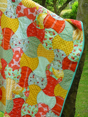 PlainStitch: The Apple Core Quilt