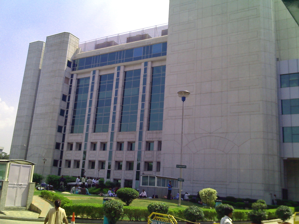 Sir Ganga Ram Hospital Multi- Spec Hospital in Delhi | Elawoman
