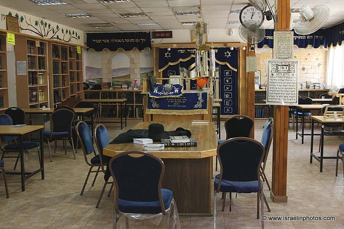 Israel in photos: Tomb of Honi ha-M'agel in Hatzor HaGlilit