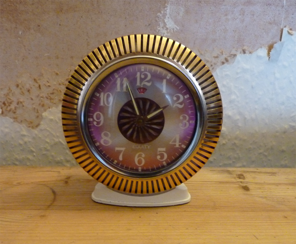 Middle of Nowhere: A load of old clocks