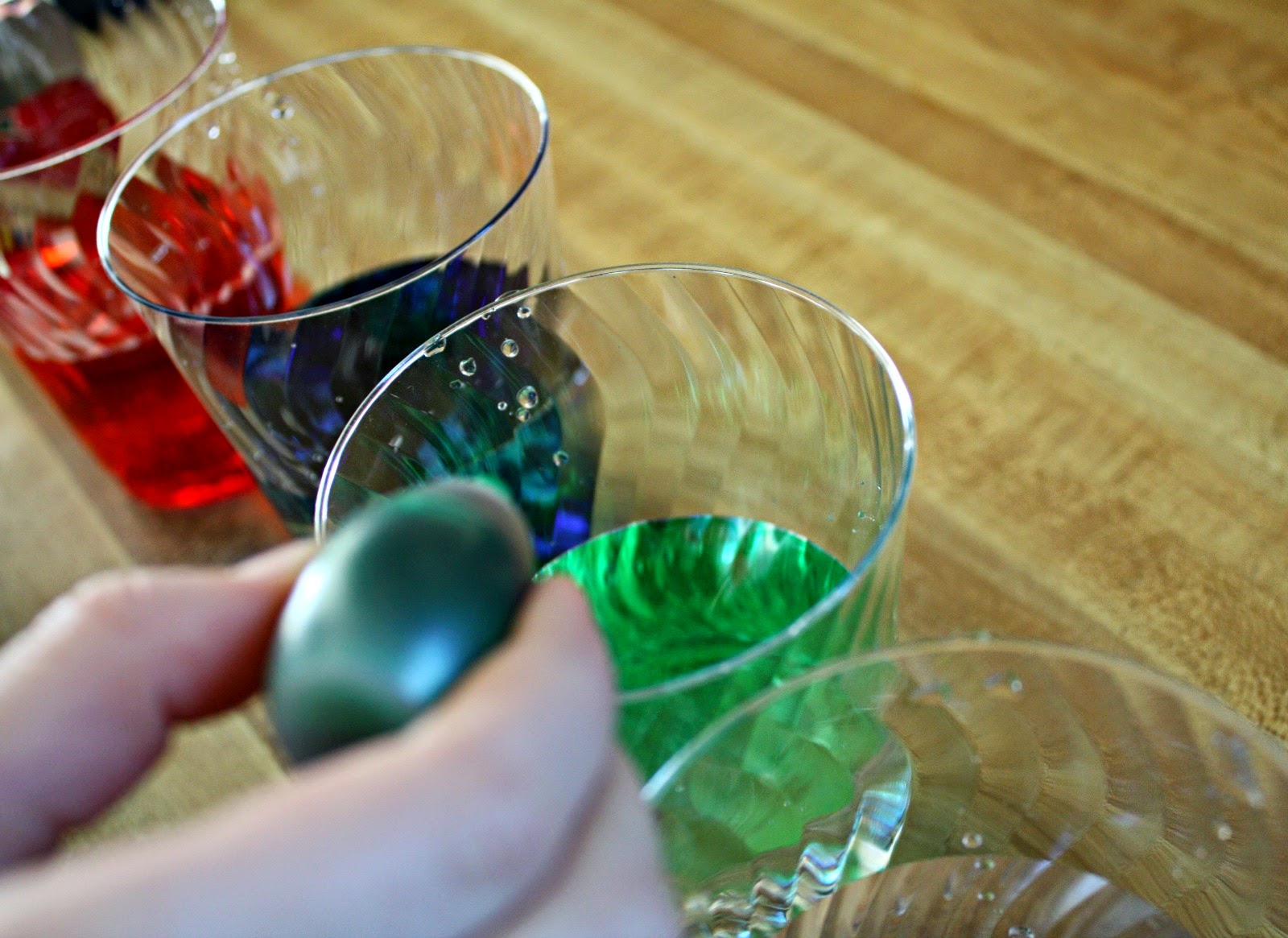 A Little Time and a Keyboard: Snow Painting {Snow Day Activity}