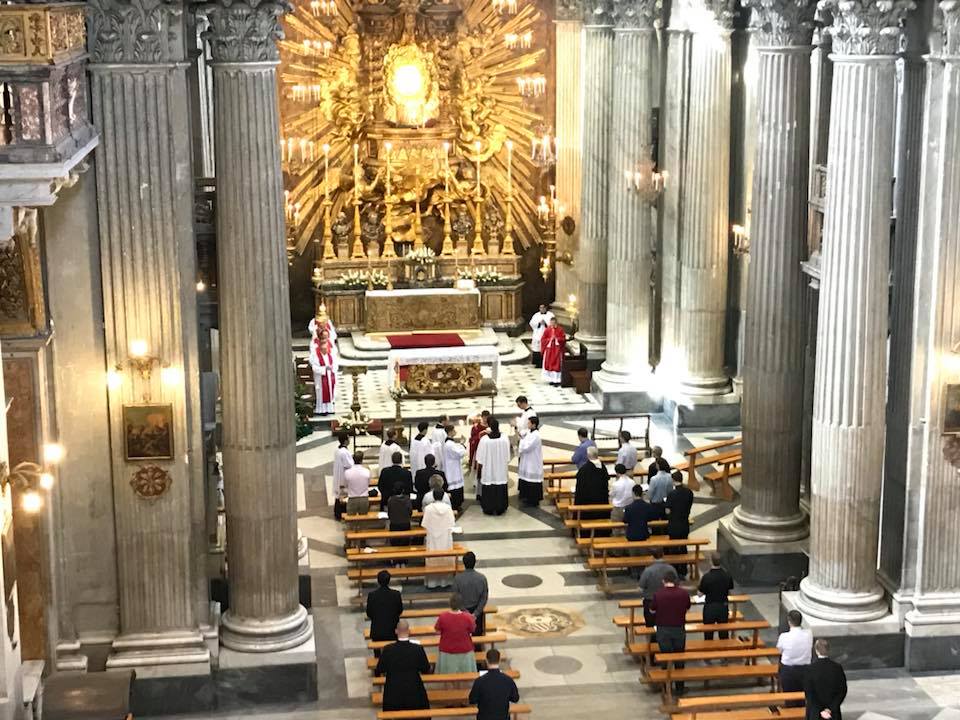 New Liturgical Movement: An Ordinariate Mass in Rome