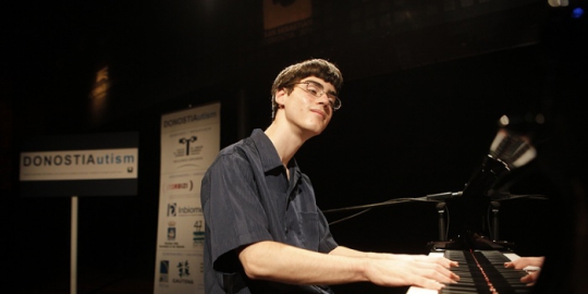 8 Tokoh Autisme Paling Terhebat Yang Telah Menaklukan Dunia ~ Asyik Seru