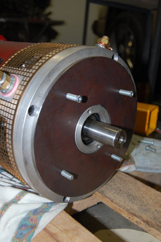 Electric Porsche: Mounting the Electric Motor in the Car