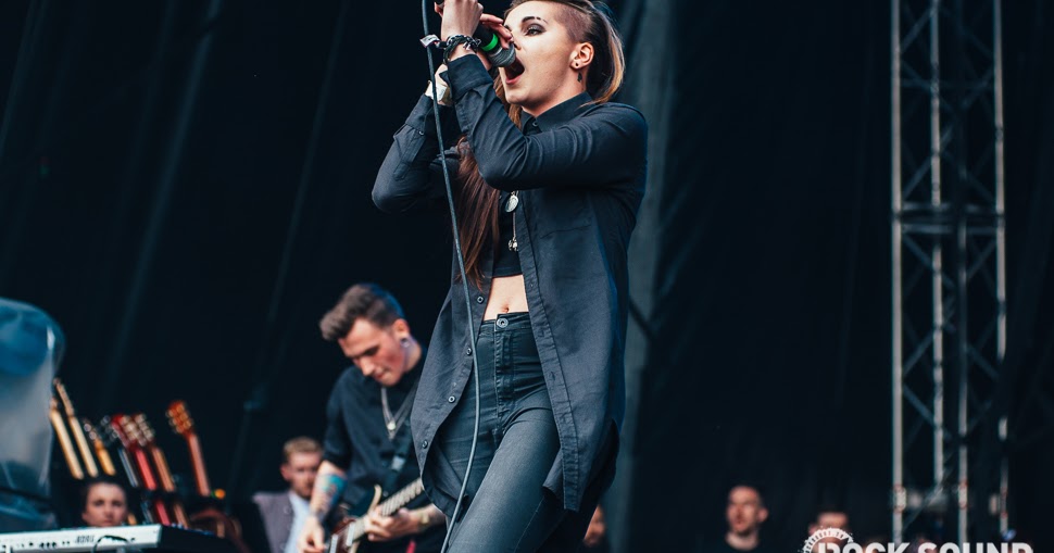 Cloud Fleet Creation: [New Video] (PVRIS) Live at the Electric Factory ...