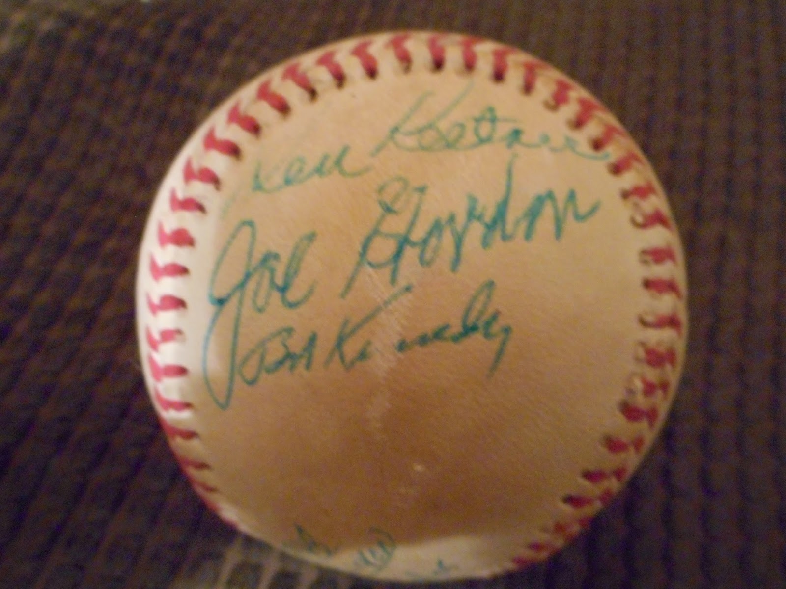 foul bunt: Hall of Fame Signed Baseball - Joe Gordon
