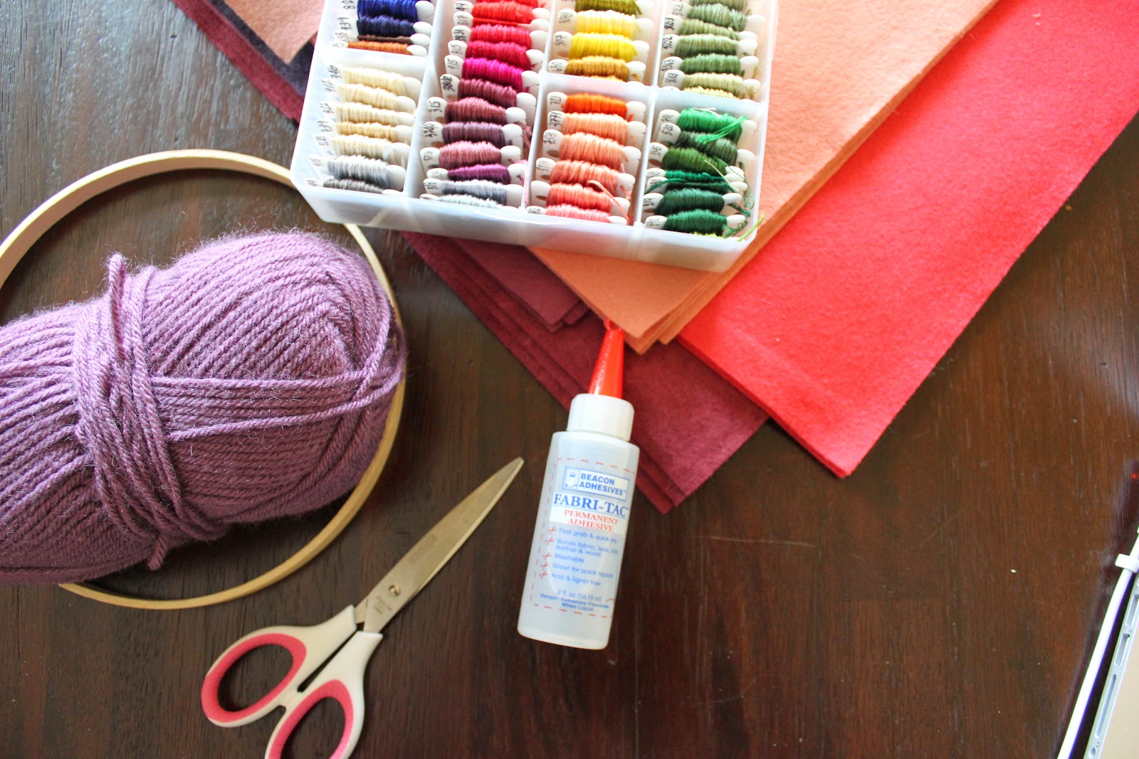 pretty-as-the-morning-diy-nursery-mobile-how-to