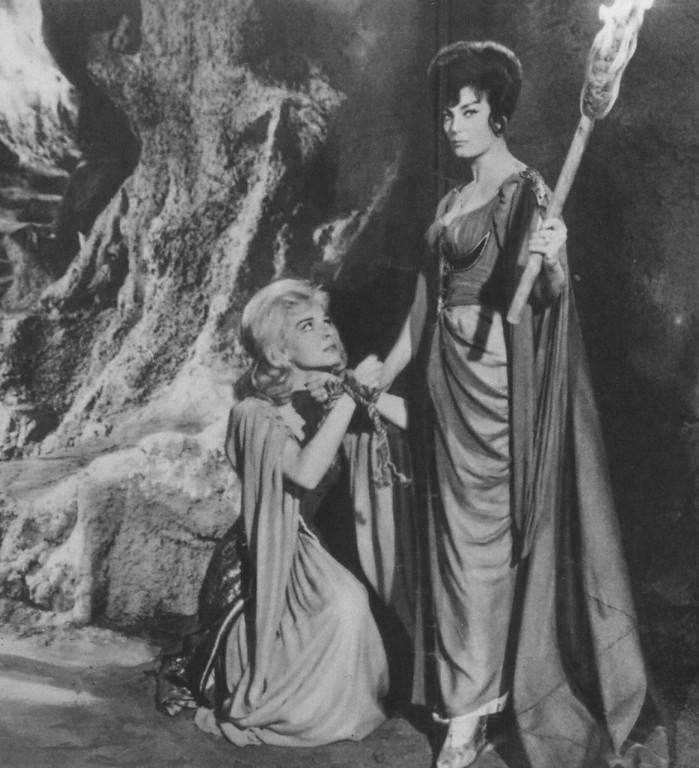 Goliath and the Vampires - Gianna Maria Canale - Leonora Ruffo