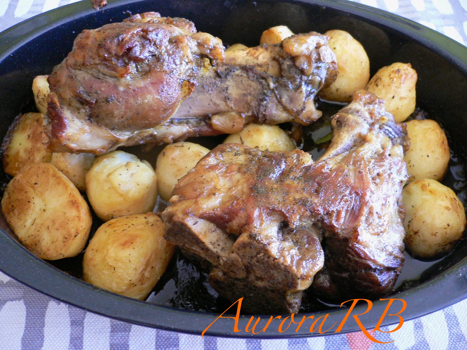 Las recetas de Aurora: Codillo de cerdo asado al horno
