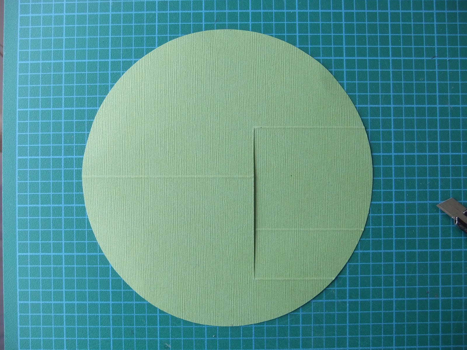 From My Craft Room: Round (Shaped) Side Step Card Tutorial