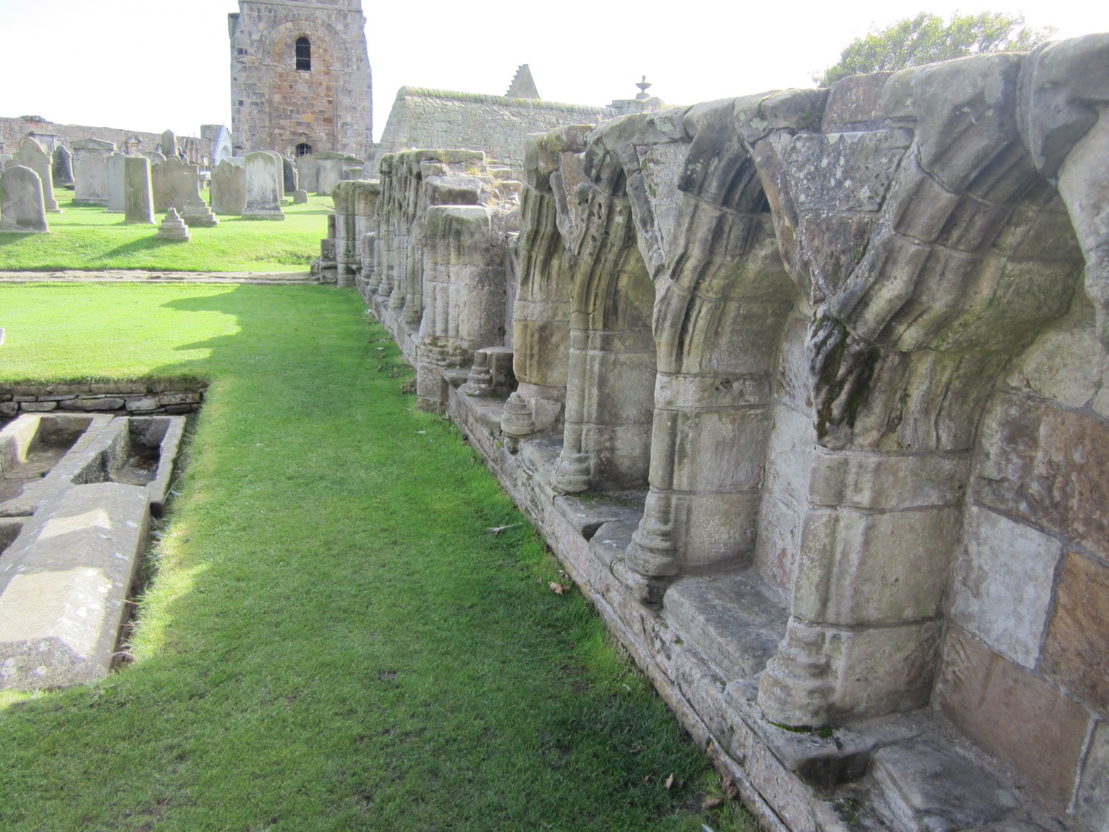 Scotland: The Castle Chronicles: Matriculation and Ruins (Sep. 22)