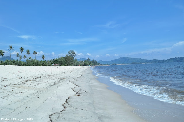 TravelScape Engineer: Menyusuri Keindahan Pesisir Pantai Pandan ...