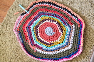 LE Designs: Crochet Rag Rug- making progress