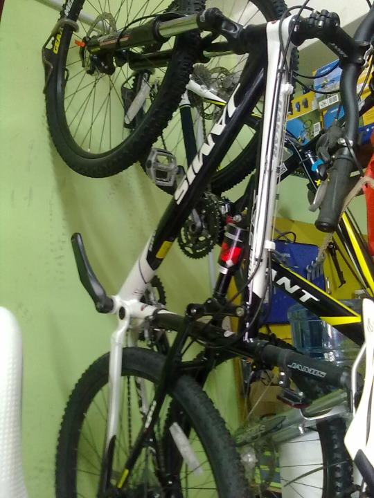 KEDAI BASIKAL LASAK NILAI: BASIKAL BASIKAL YANG ADA UNTUK DIJUAL