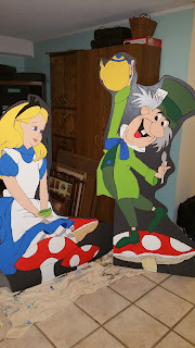 Casey Creates Crafts: How To Make A Life Size Cutout From Wood