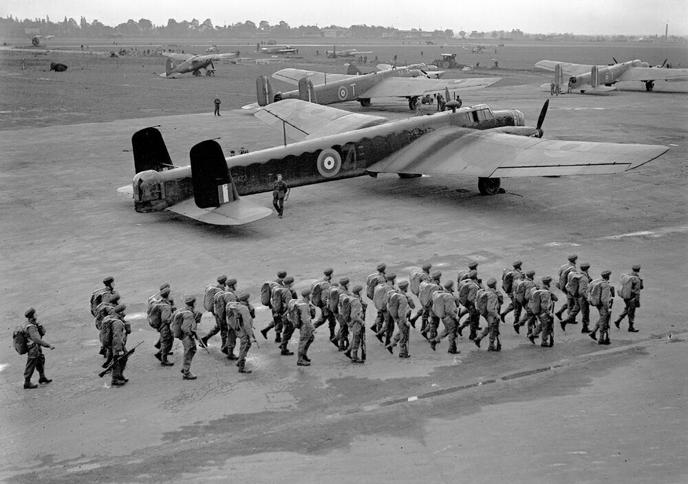 No.1 PTS Whitley - Aircraft WWII - Britmodeller.com