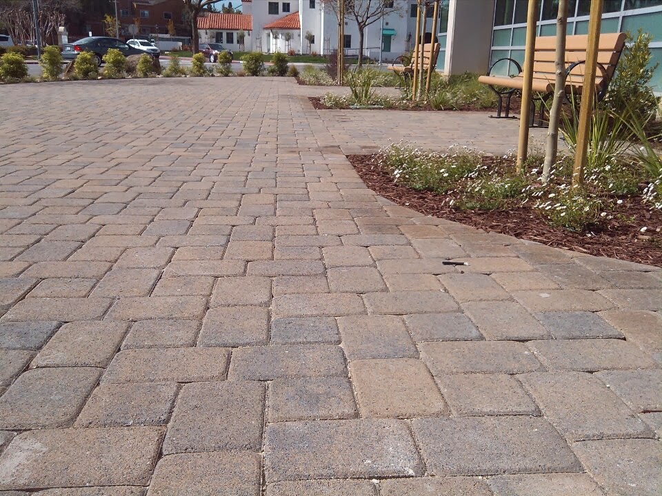 Pacific Interlock Pavingstones
