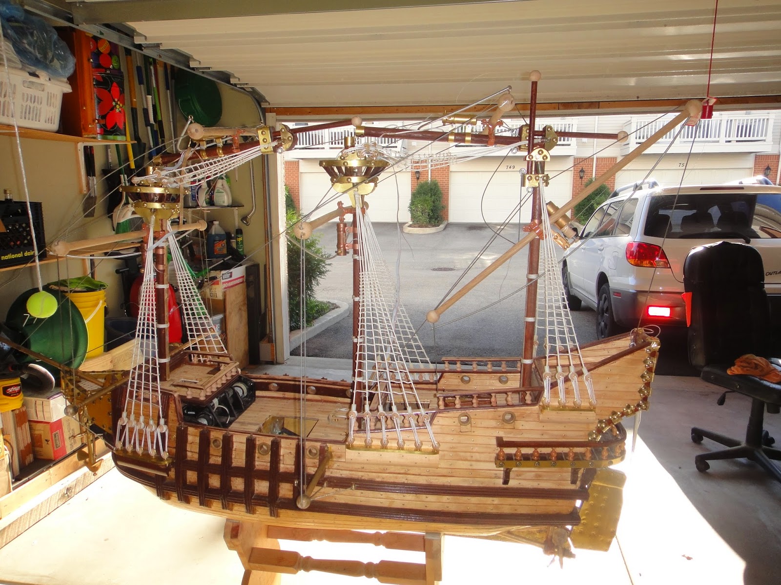 Pirate Ship: 16th Century Pirate Ship