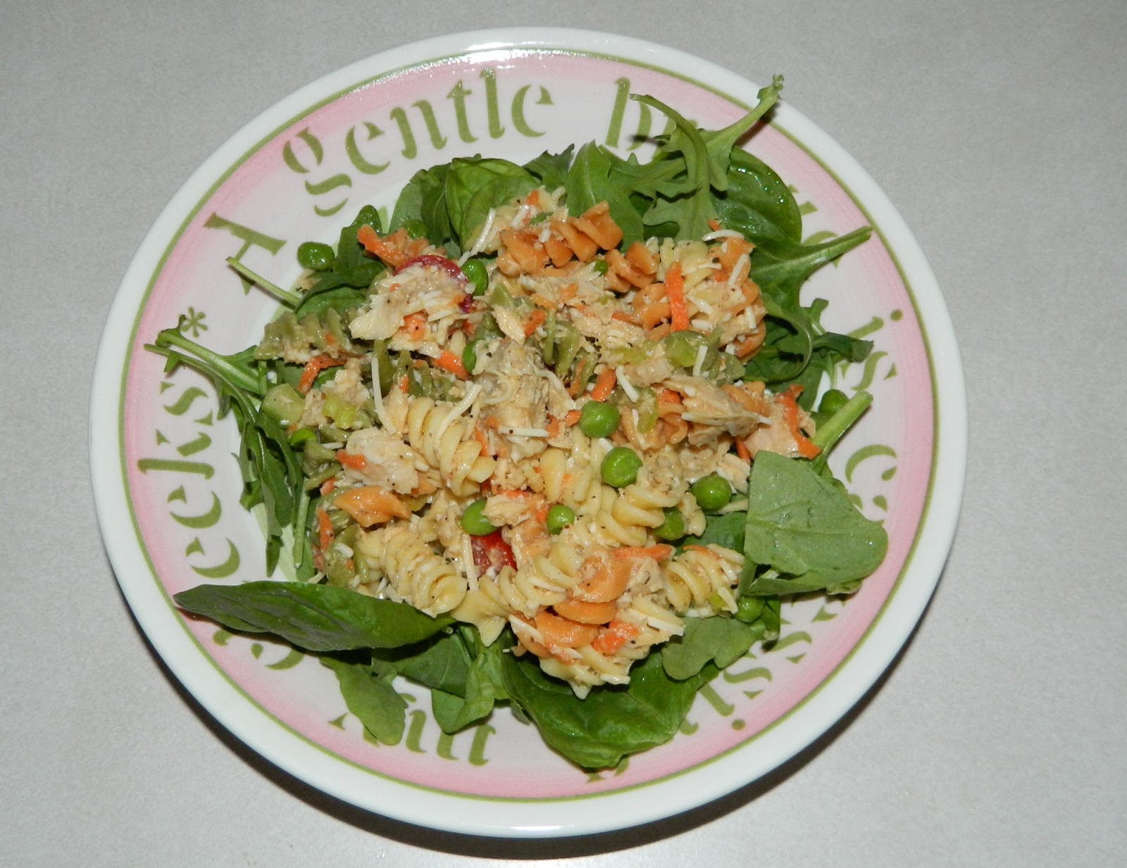 Lise's Log Cabin Life: Easy Summer Pasta Salad