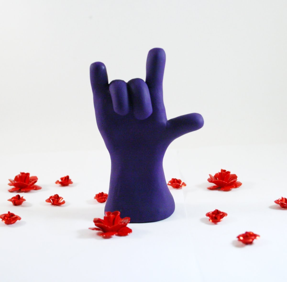 Moonlightaura: Sign Language Sculptures