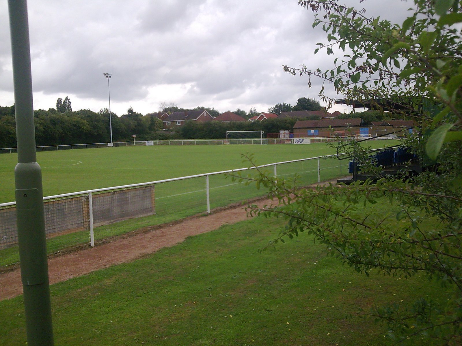 Hopping all over the World: London Colney