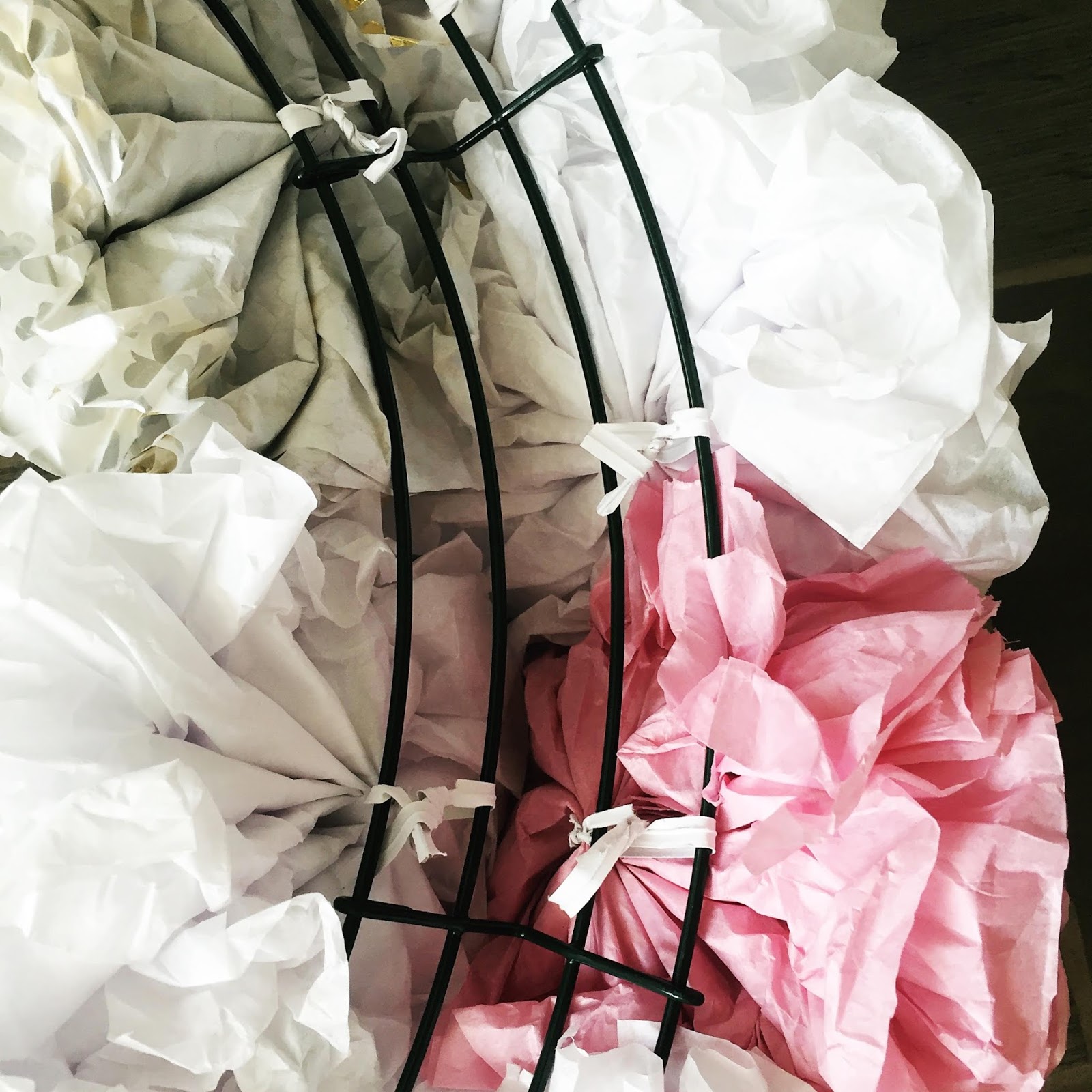Notes From Nessa : Valentine's Day Tissue Ball Wreath Tutuorial