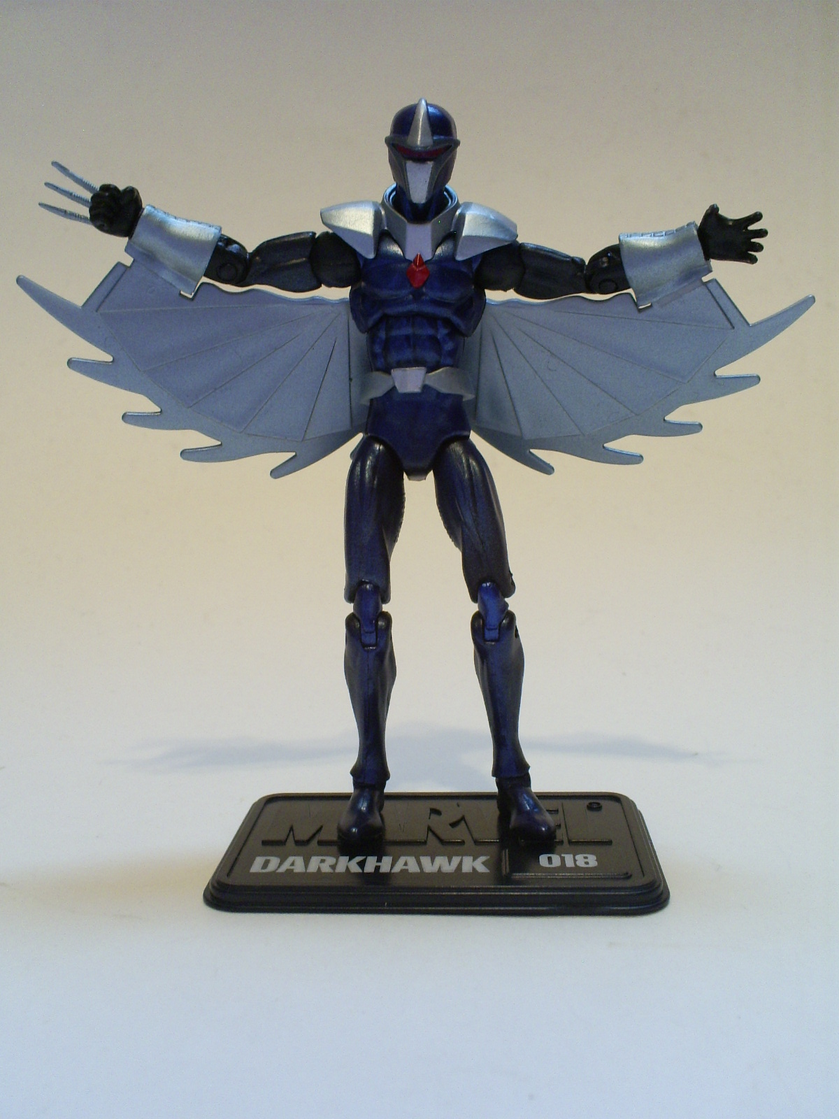 That Figures: REVIEW: Marvel Universe's Darkhawk