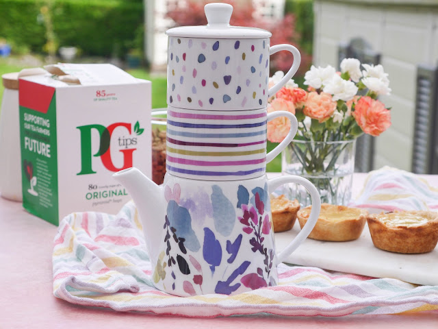 This Muslim Girl Bakes: Our House Everyday Pakistani Tea.