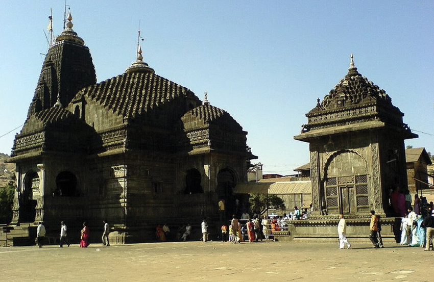 Hindu Temples Information: Trimbakeshwar Temple