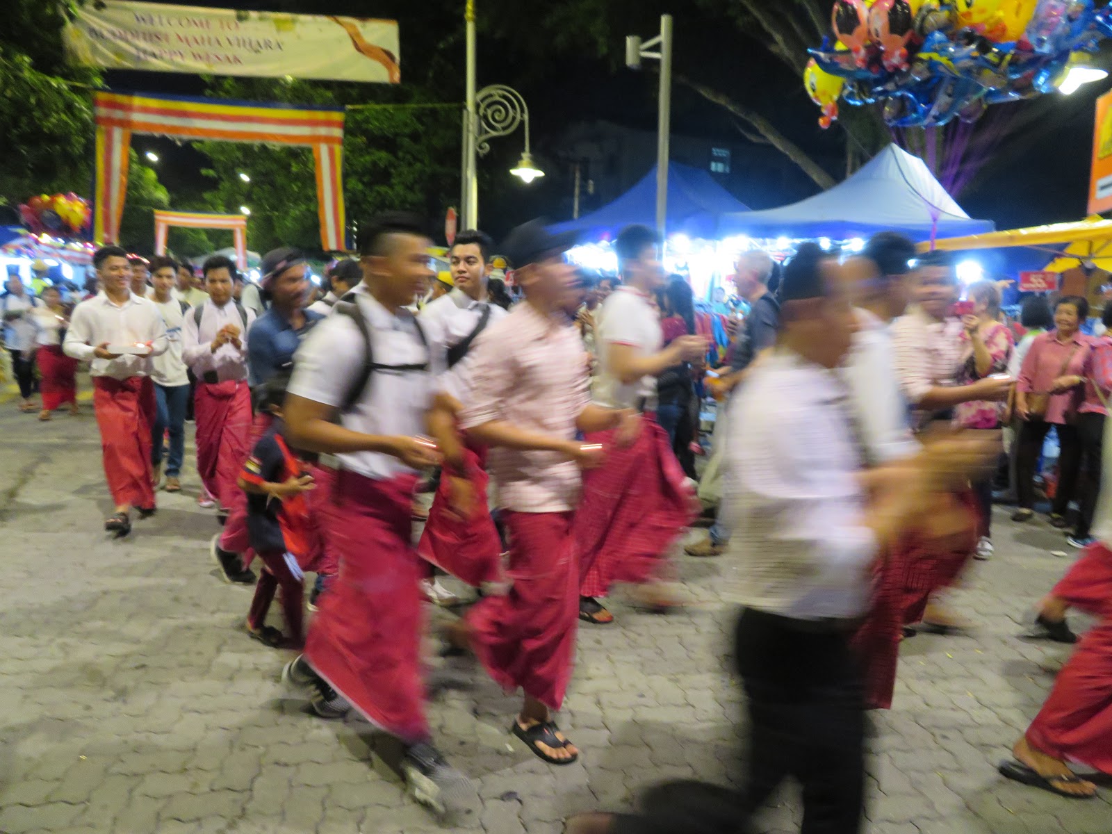 Kee Hua Chee Live!: WESAK DAY PROCESSION WHICH STARTED FROM MAHA VIHARA ...