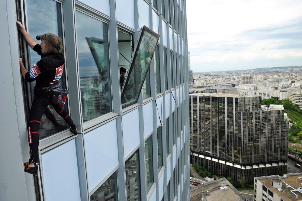 Spiderman climbs the highest building in France