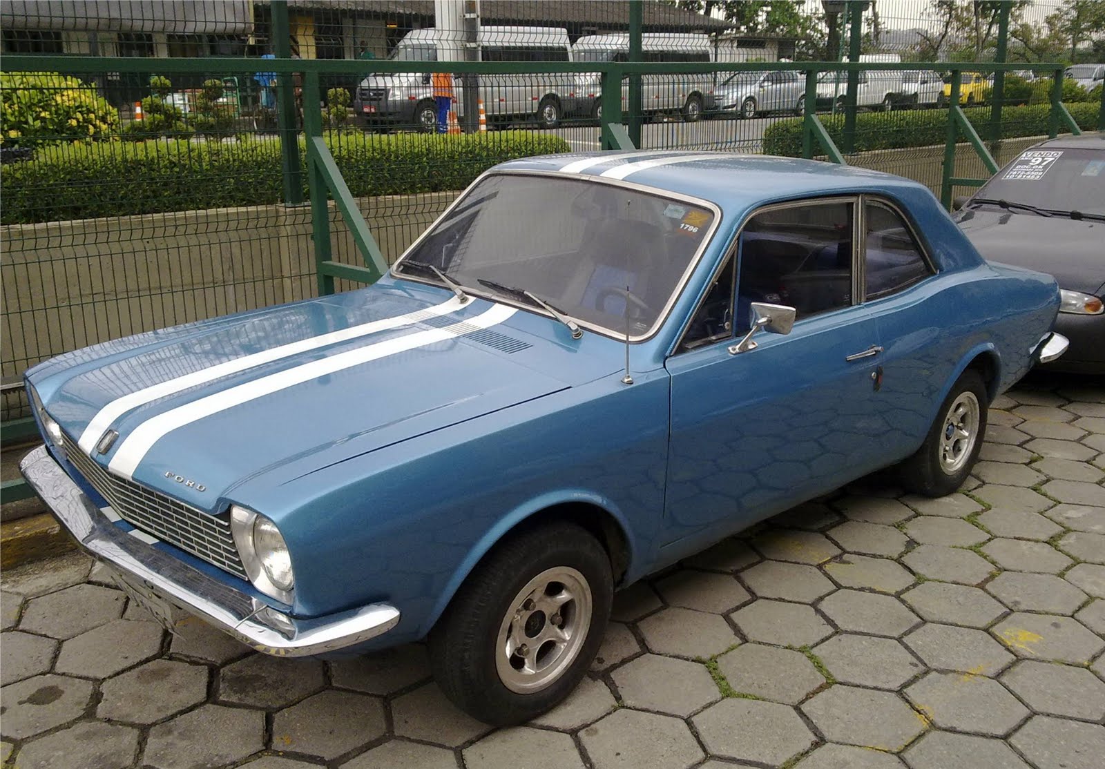 Registros Automotivos do Cotidiano: Ford Corcel 1976
