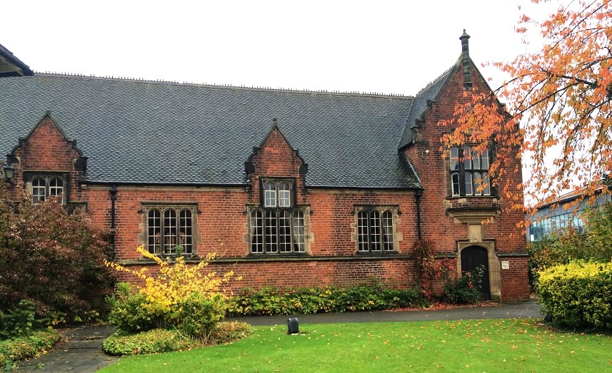 Patrick Comerford: Pool House and the schoolmaster’s house … two parts ...