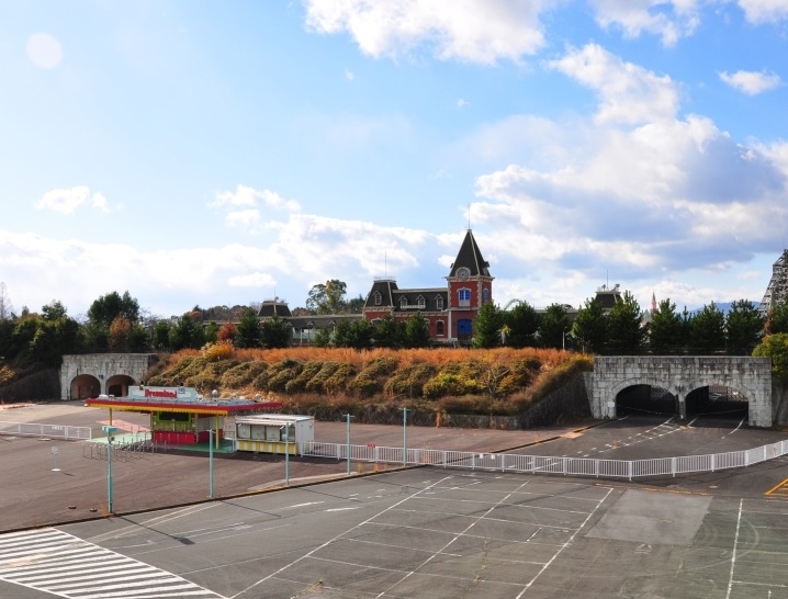 Dan D. Sparks: Visiting the Saddest Place on Earth