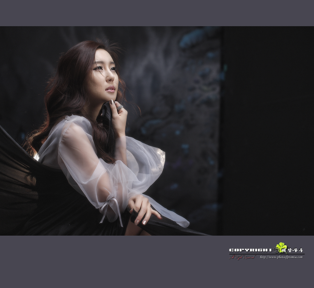 KONTES SEO: Choi Yu Jung in Twilight Moon Dark Scenes