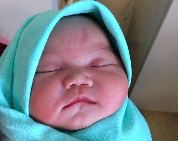 Photo: Elliza AF Timang Anak Sulung ~ http://webmp3malay.blogspot.com/