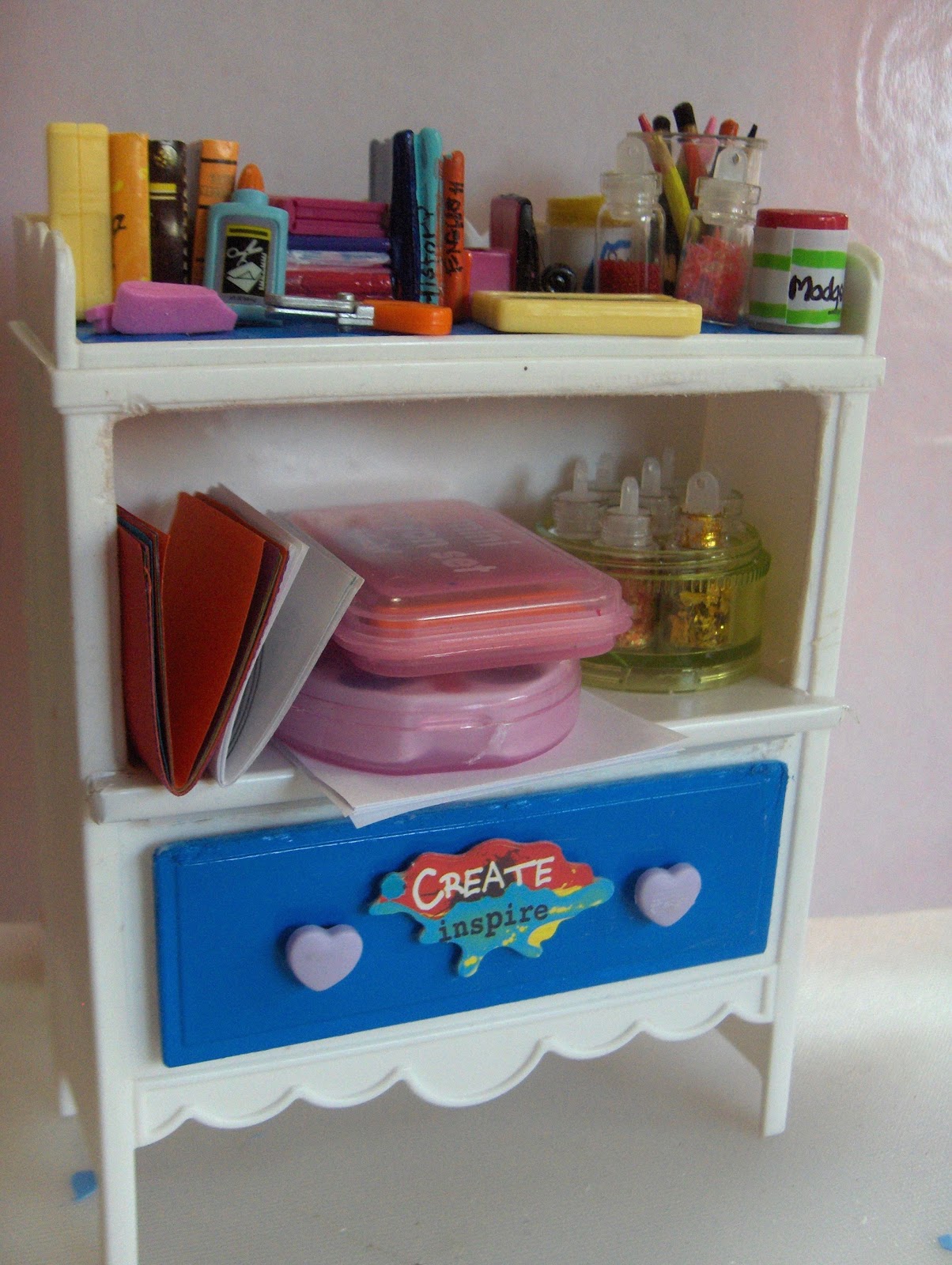 Barbie:OldNewGreenRedo : Back to School:Homework Cabinet and Chalkboard
