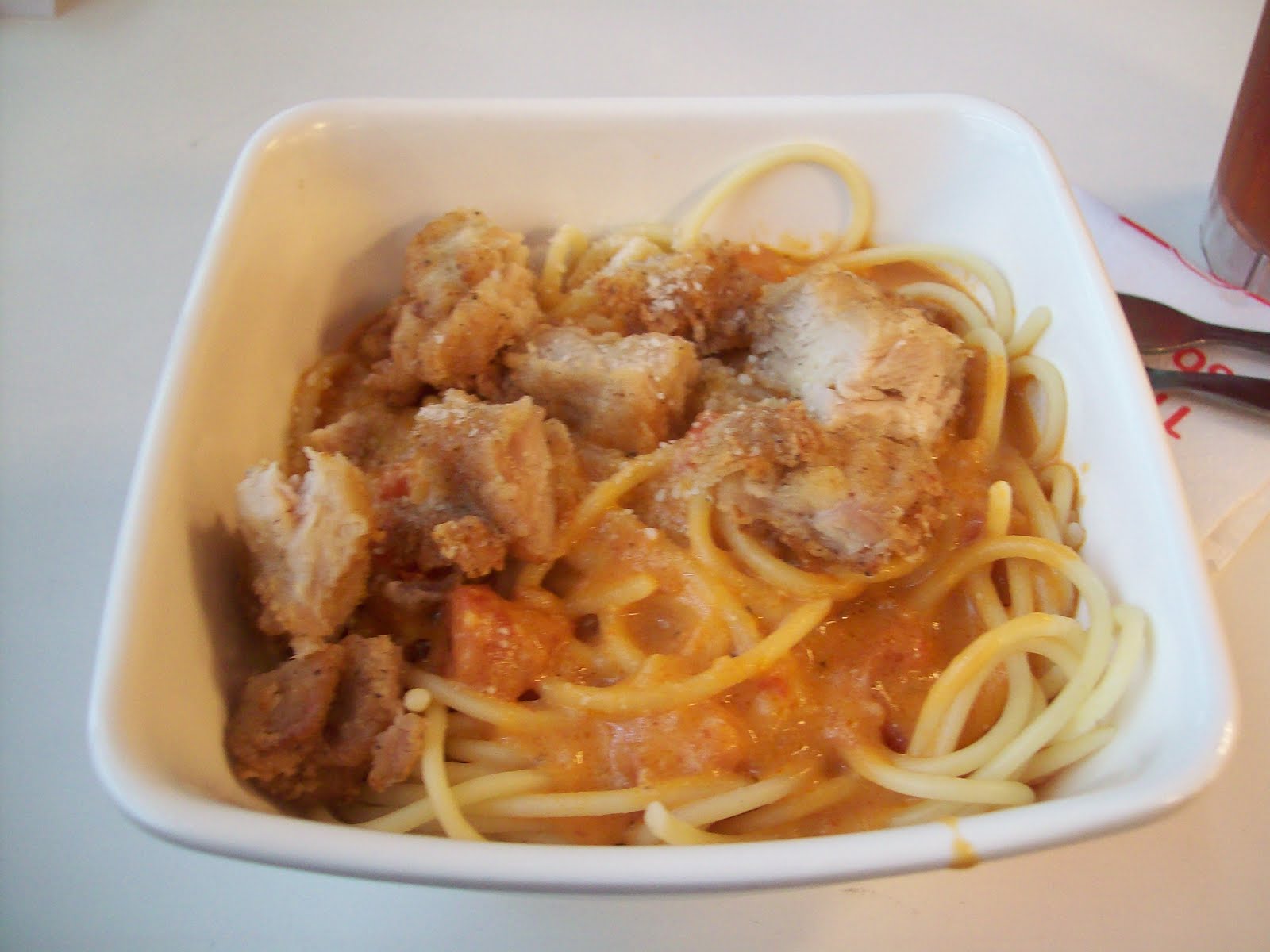 When My Tummy Growls: KFC's Supreme Bowl Alfredo