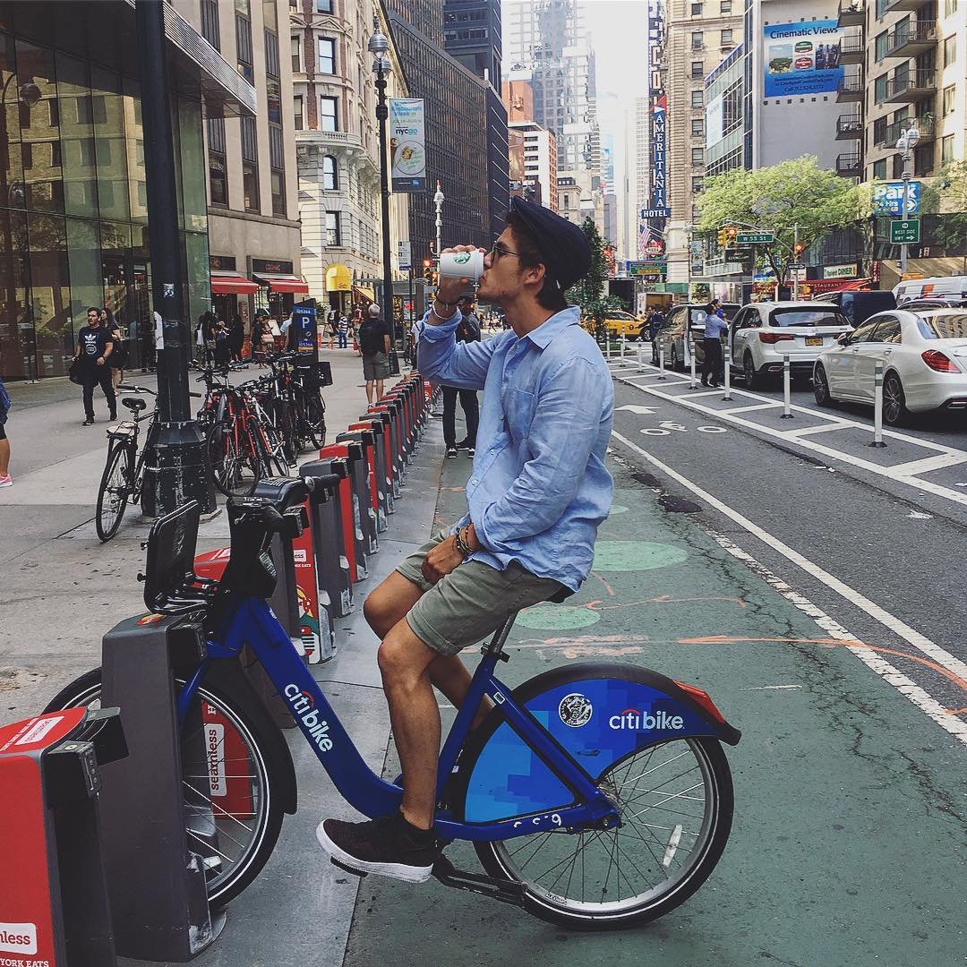 DVICIO FC: Fotos de Andrés Ceballos de Dvicio en Estados Unidos