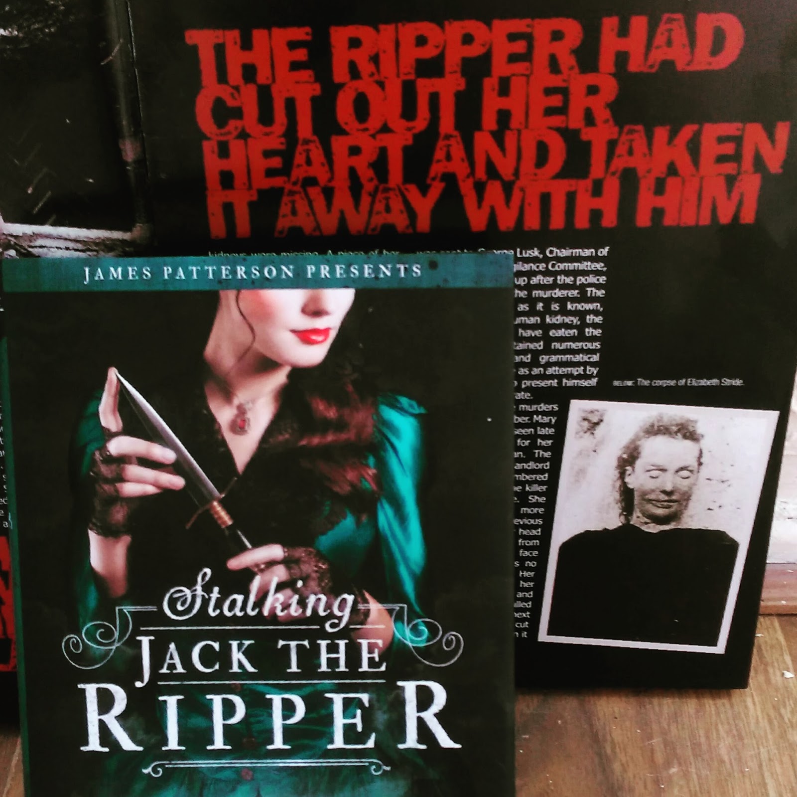 Lace and Dagger Books: Stalking Jack the Ripper by Kerri Maniscalco