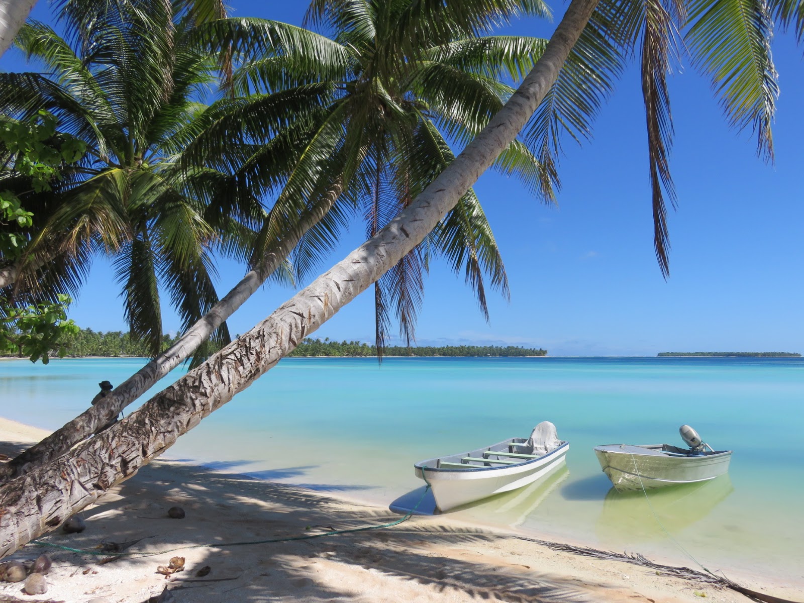 Postcards A world Travelogue: Cook Islands - Pukapuka